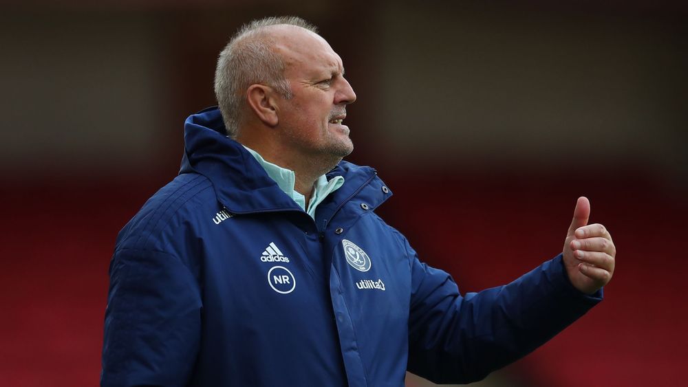 Redfearn pleased with Blades performance