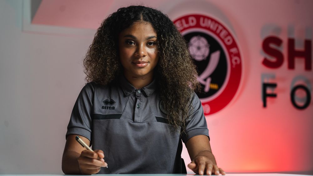 Muir Stays At The Lane