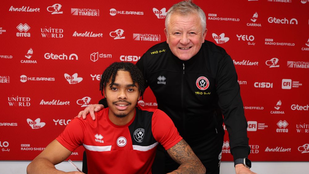 Antwoine commits future to Blades