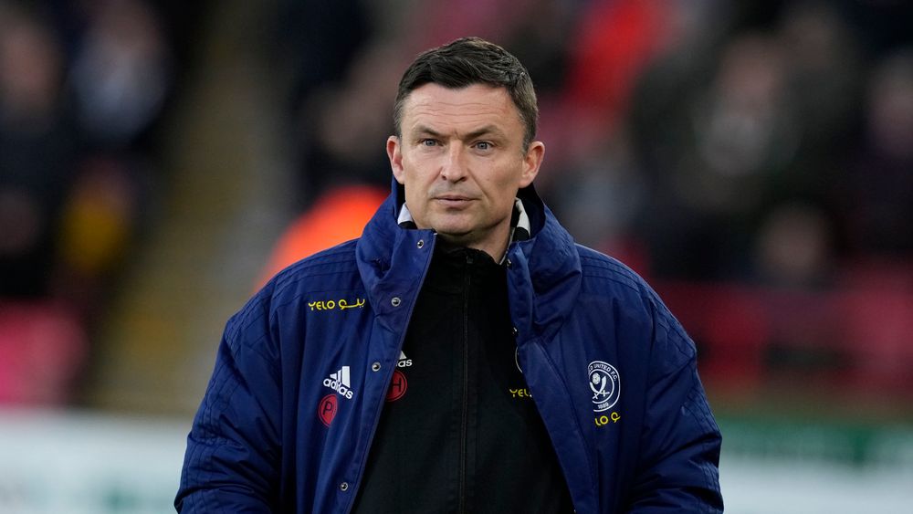 Hecky wants no distractions