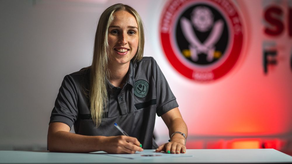 Rayner pens new contract