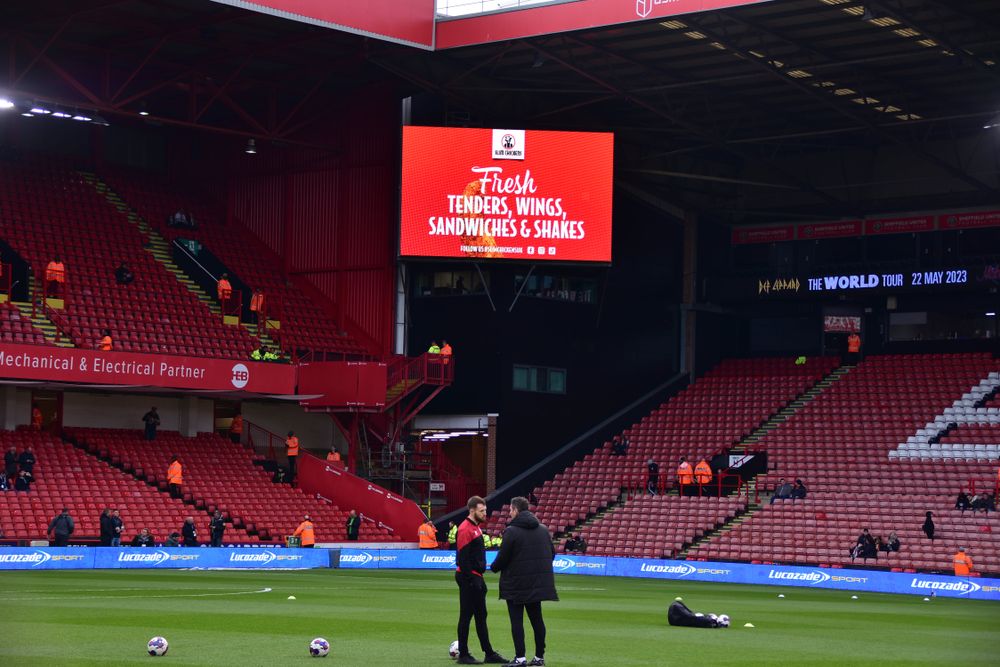 Jumbo Screen Advertising