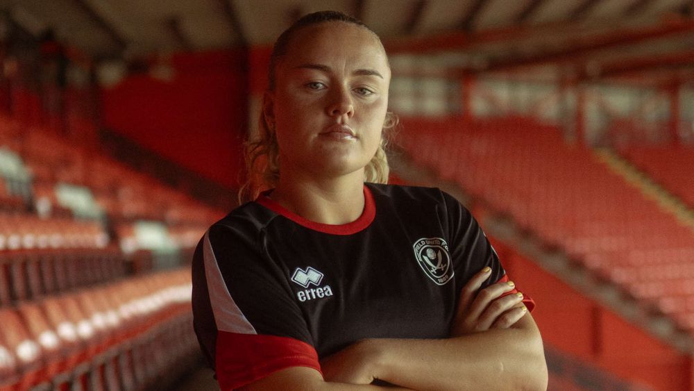 Devlin joins the Blades