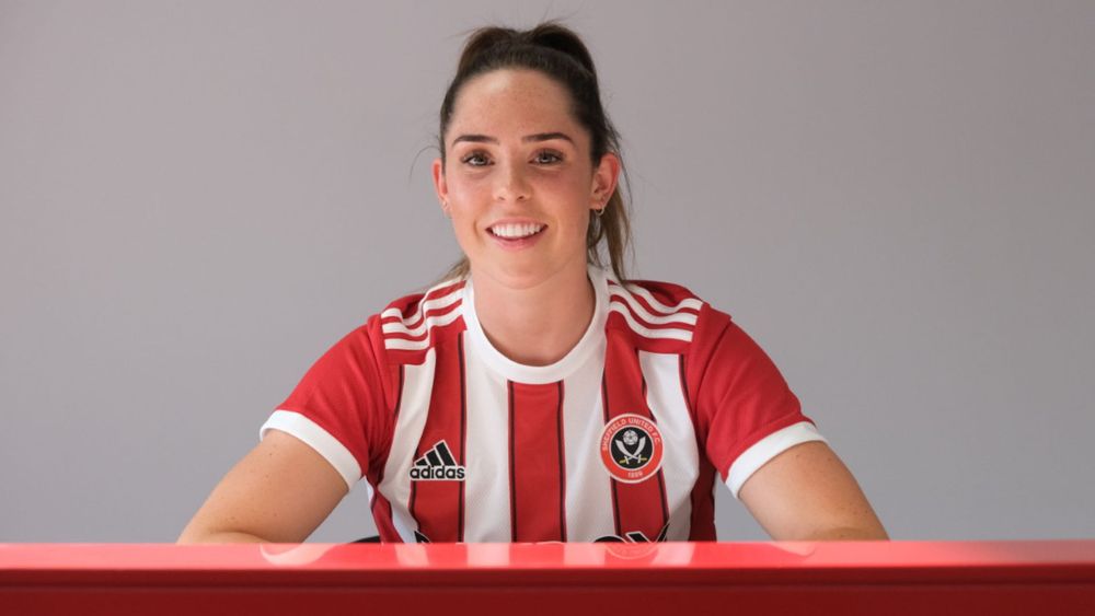 Ellie Wilson signs new deal